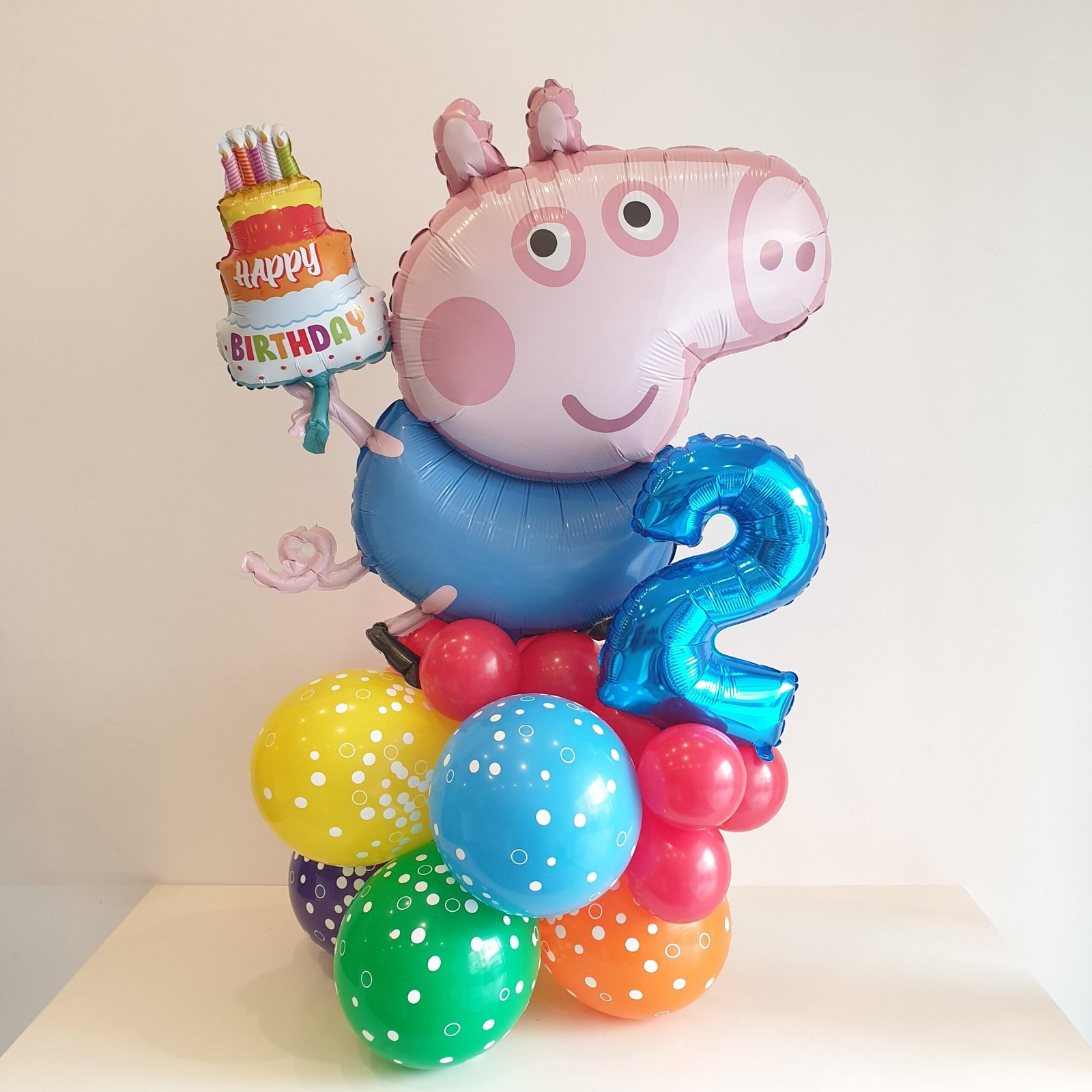 GLOBOS SIN HELIO composiciones con globos personalizadas.